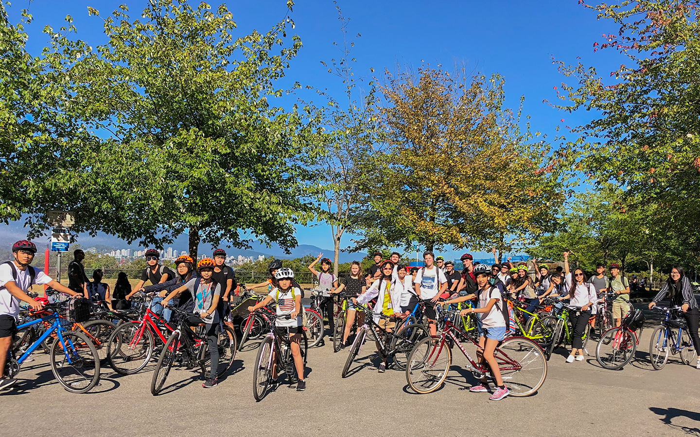 2025 VanWest 溫哥華、基隆納 親子遊學 青少年英語 12-17歲 English for Youth - Hello Study 楓禾留遊學