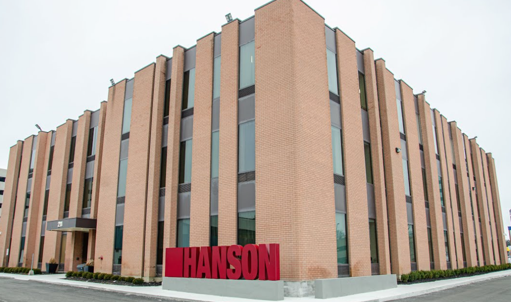 Cambrian @ Hanson College 凱布萊恩學院 多倫多校區 - Hello Study 楓禾留遊學