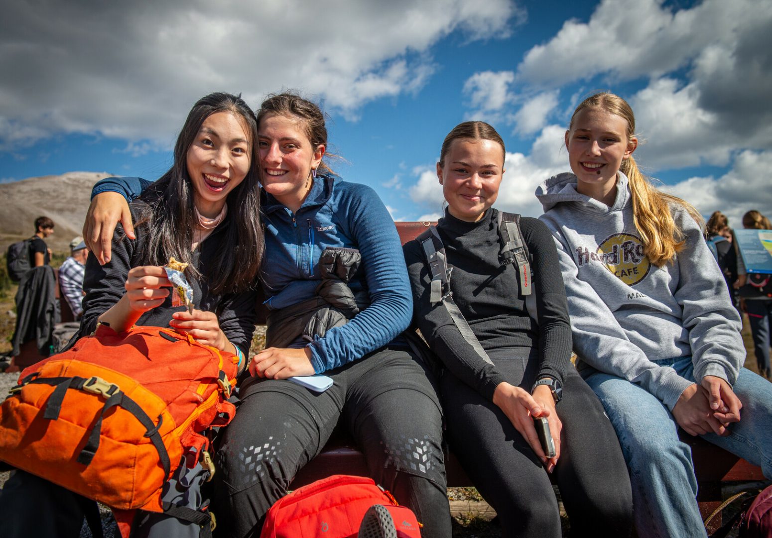 Canadian Rockies Public Schools 青少年留學方案 高中 K-G12 - Hello Study 楓禾留遊學